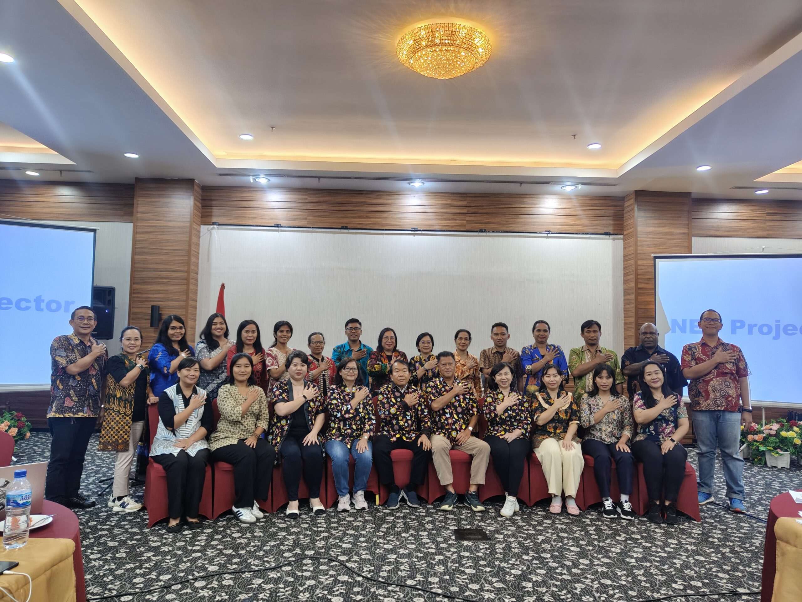 Membangun Masa Depan Pendidikan Papua: 21 Guru Tersertifikasi dalam ...